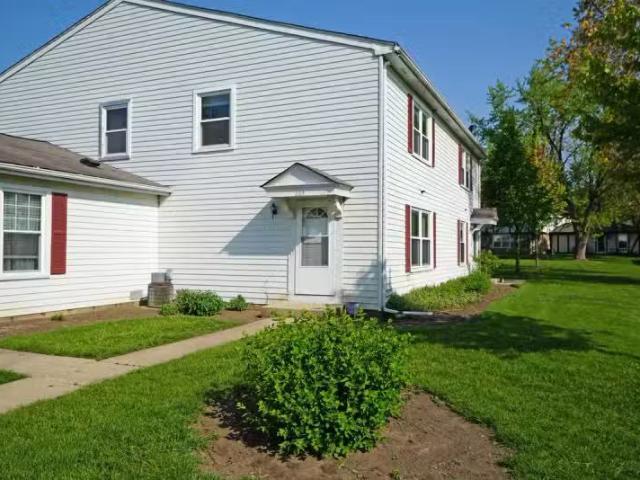 223 Harvest Court, Vernon Hills, IL 60061