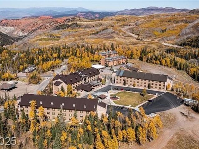223 Hunter Ridge Dr Unit E121, Brian Head, UT 84719