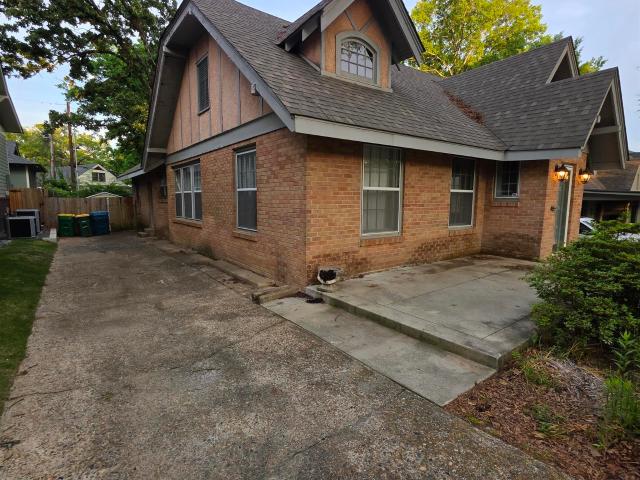 223 Linwood Court