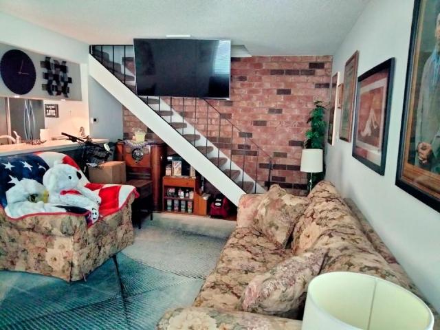223 Mahan Ct, Unit 3, Roseville, CA 95678 | Compass