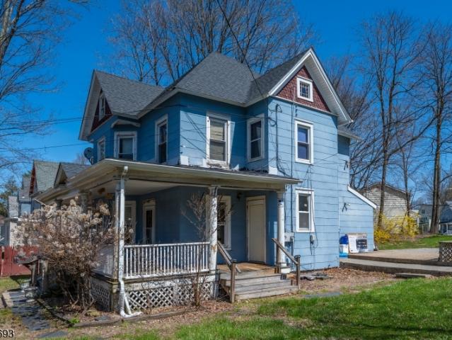 223 Main St, Newton, NJ 07860 | MLS #4020 | Compass