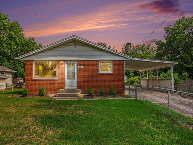 223 Marcus St SW, Grand Rapids, MI 49548