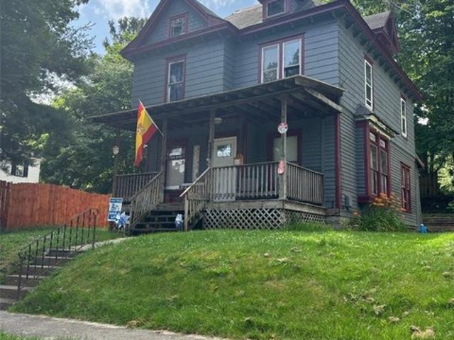 223 McKinley Ave, Jamestown, NY 14701
