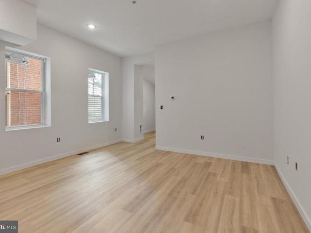 223 S 45Th Street # 1R