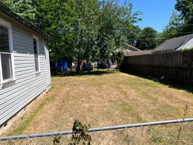 223 S 11th Avenue