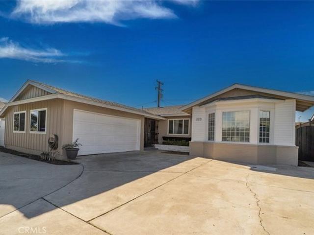 223 S Emerald St, Anaheim, CA 92804