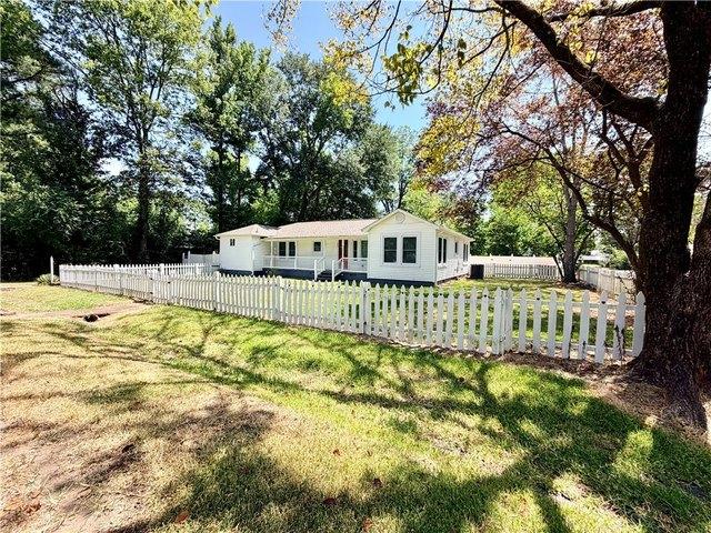 223 S Galveston Ave, Russellville, AR 72801