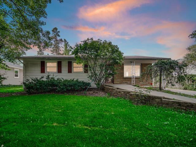 223 S Randall Road