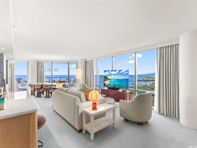 223 Saratoga Rd, Unit 2019, Honolulu, HI 96815 | MLS #202525