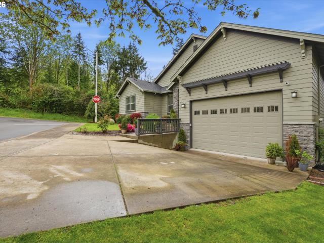 223 SE 29TH ST