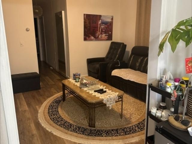 223 Sheridan Ave # 1