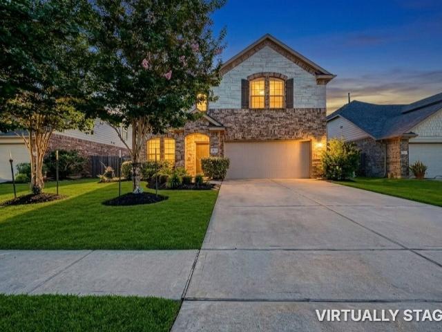 223 Sintra Lake Way