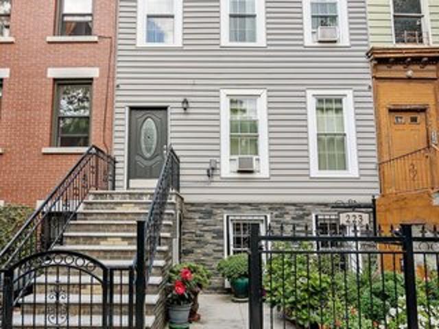 223 Stuyvesant Ave, Brooklyn, NY 11221