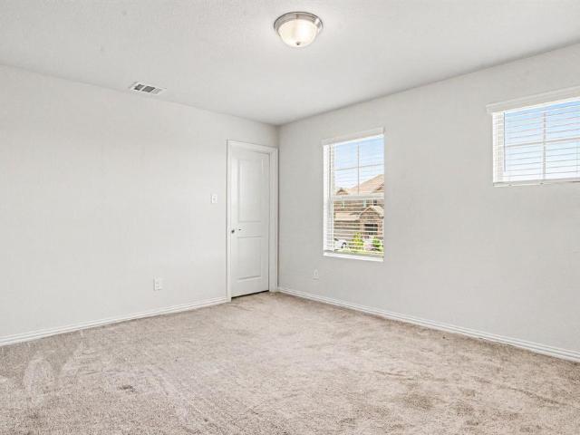 223 Sunshine Ln, Lavon, TX 75166 | MLS #21222