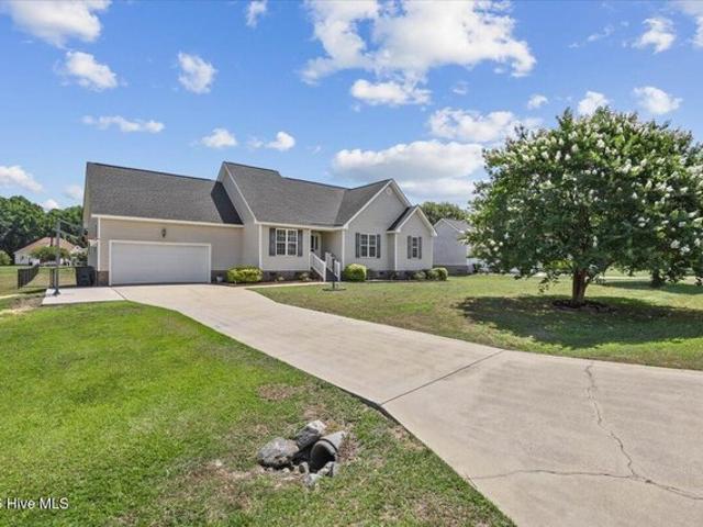 223 Sunridge Ln, Pikeville, NC 27863