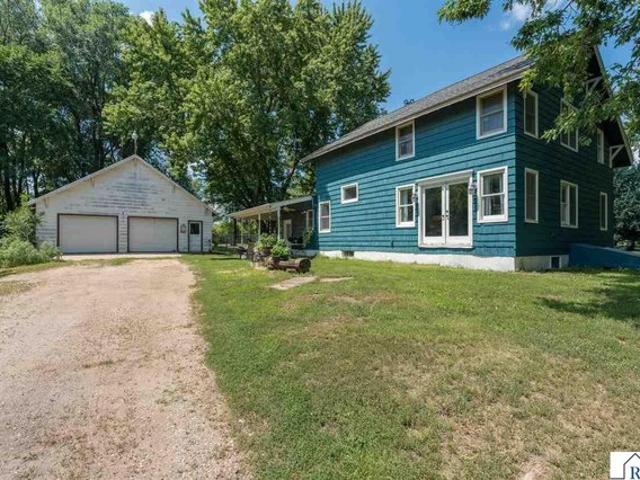 223 SW Joy Ave, Madelia, MN 56062