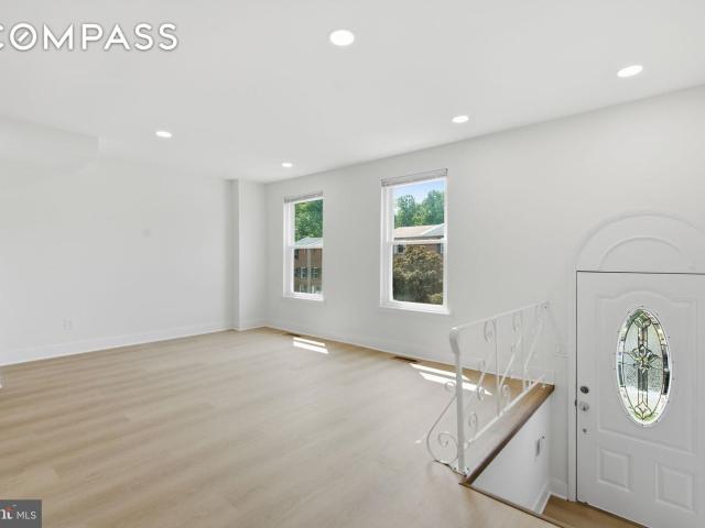 223 Parkdale Rd, Philadelphia, PA