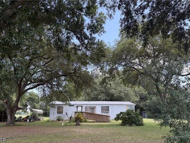 223 Pine Ln, Clewiston, FL 33440