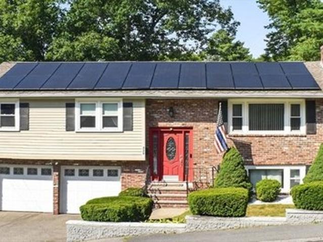 223 Robert Rd, Dedham, MA 02026