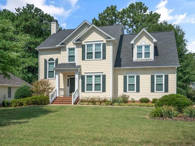 223 Ravenstone Dr, Cary, NC 27518