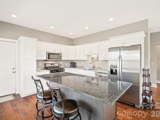 223 River Breeze Lane