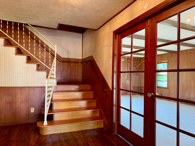 223 Ruth Place