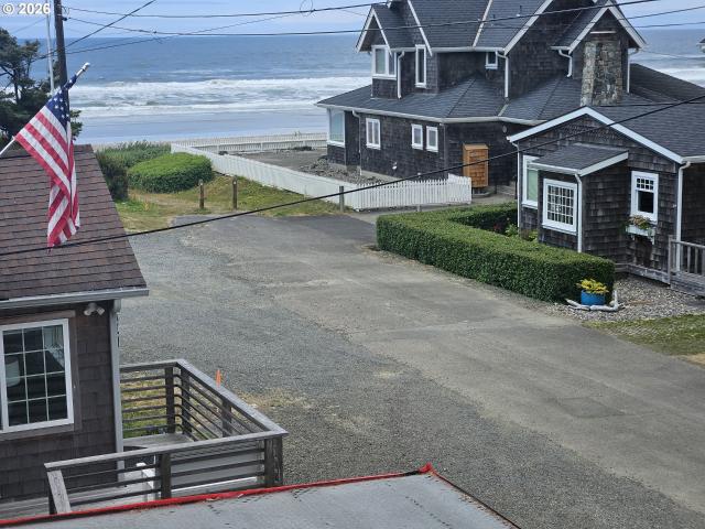 223 w kenai st