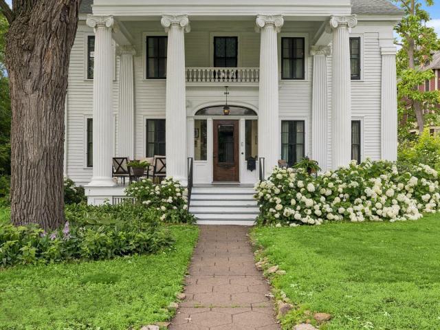 223 Walnut Street