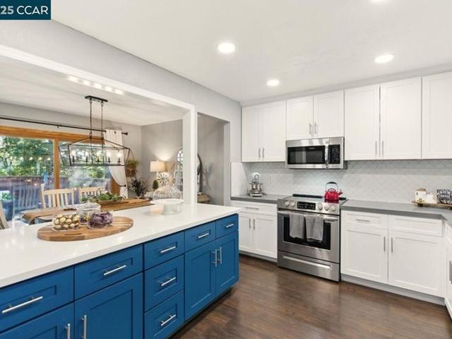 223 Via Pinada Ln, Martinez, CA 94553