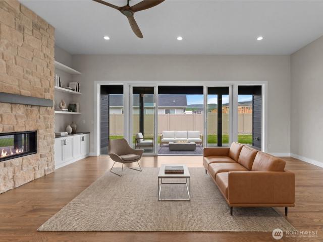 2244 Brinley Court