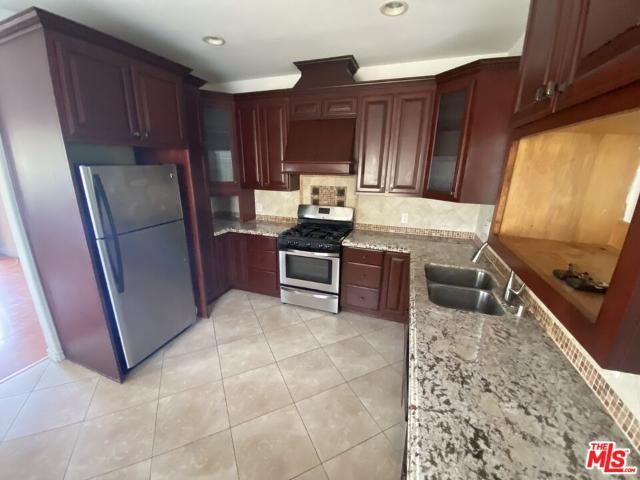 2244 Ripple St, Los Angeles, CA 90039 | MLS #26685 | Compass