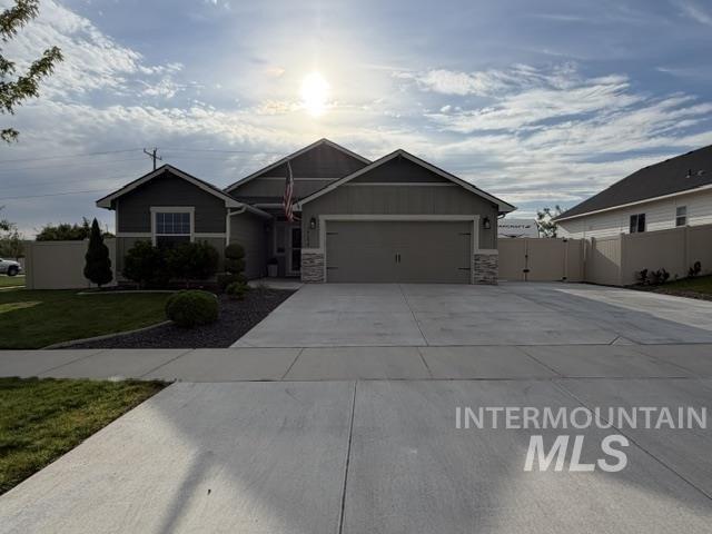 2244 S Knotty Timber Pl, Meridian, ID 83642
