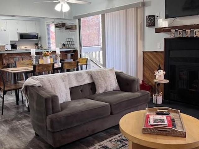 2244 Tanners Ridge