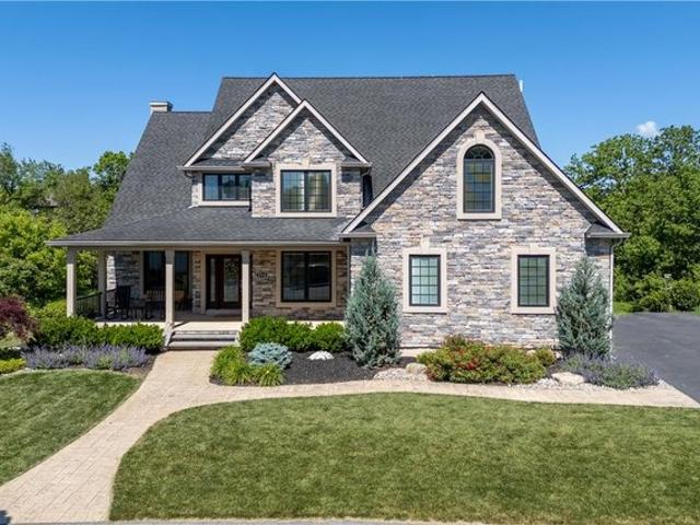 2244 Wagon Wheel Dr, Easton, PA 18040
