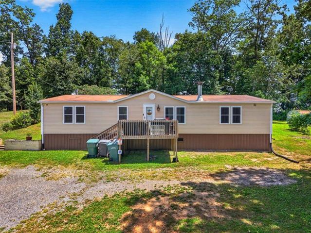 2244 Walnut St, White Pine, TN 37890