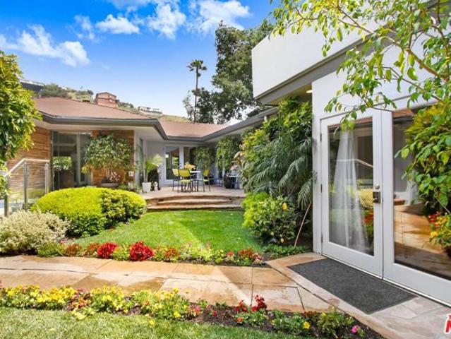 2245 Betty Ln, Beverly Hills, CA 90210
