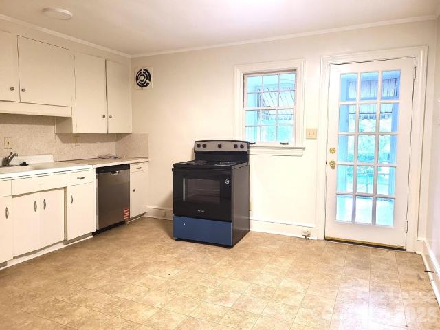 2245 Crescent Avenue # 1