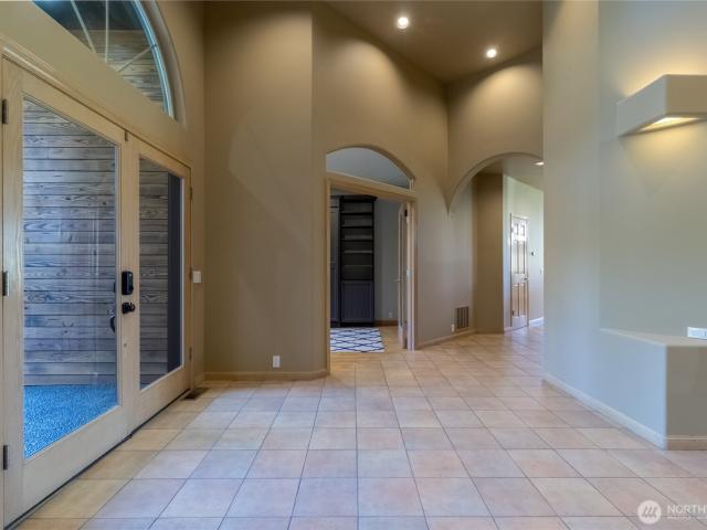 2245 Crosshaven Drive