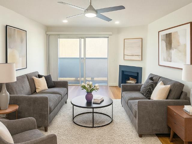 2245 E 6th St, Long Beach, CA 90814