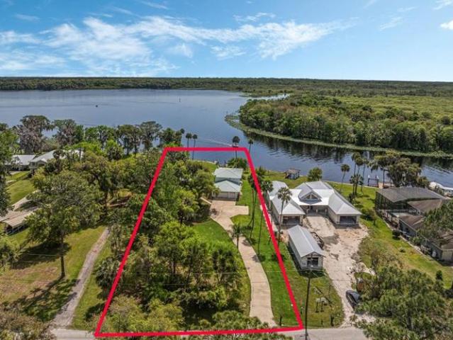 2245 River Ridge Rd, Deland, FL 32720 in De Land, Florida