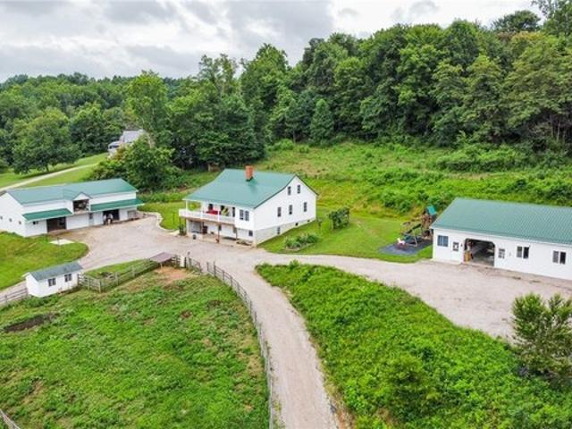 2245 4 Mile Rd, Jackson, OH 45640