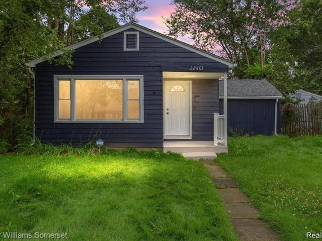 22463 Donald Ave, Eastpointe, MI 48021