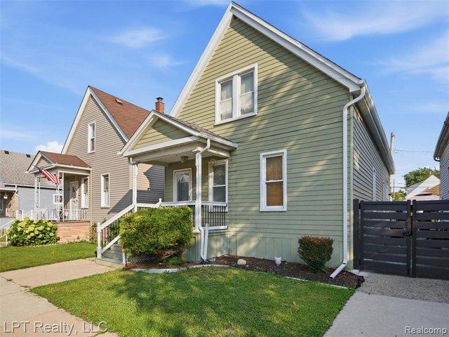 2246 Norwalk St, Hamtramck, MI 48212
