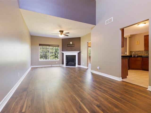 2246 Derby Lane