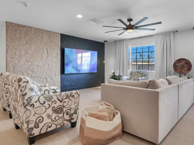 2246 Paseo Roseta