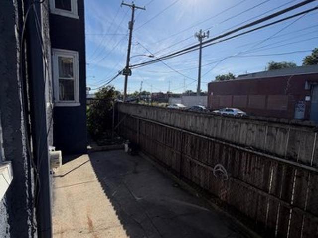 2246 S Felton St, Philadelphia, PA 19142