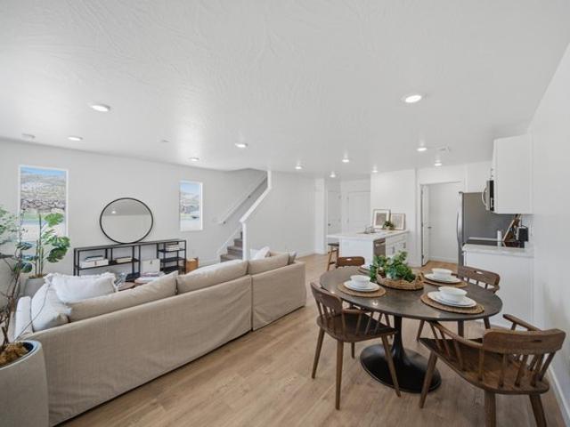 2246 S Wolverine Way Unit 2518, Washington, UT 84780