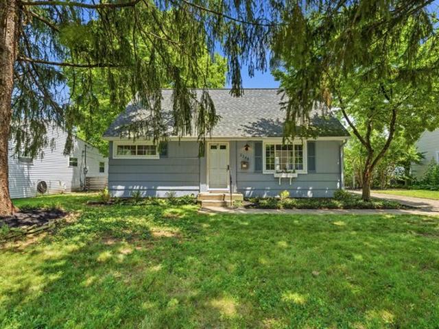 2246 Shrewsbury Rd, Upper Arlington, OH 43221