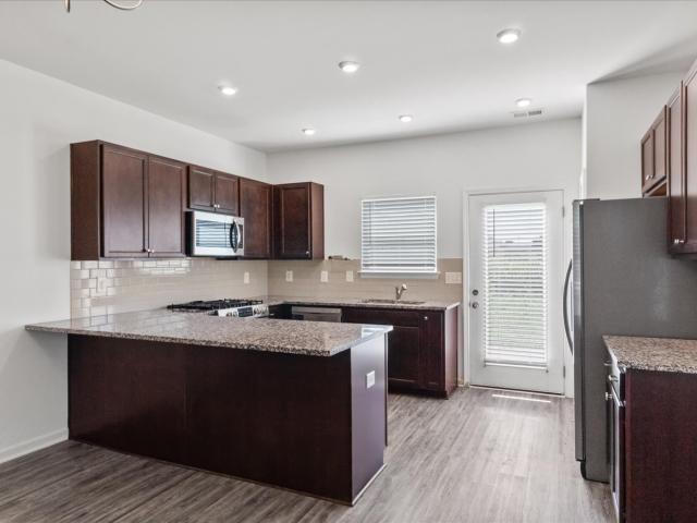 2246 Zeva Cir