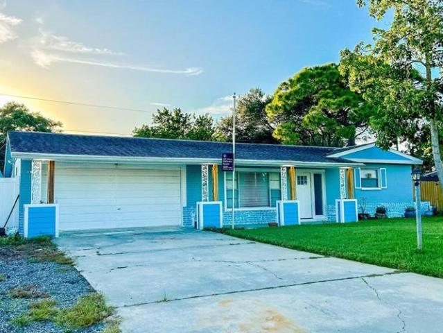2246 60th Way N, Saint Petersburg, FL 33710